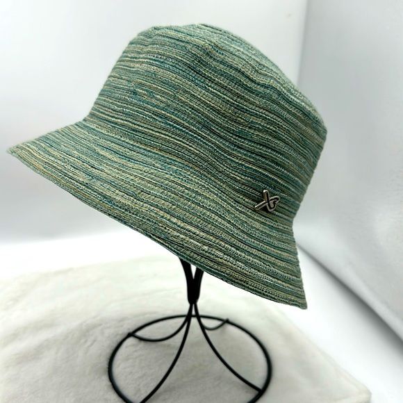 betmar | Accessories | Betmar New York Floppy Bucket Style Hat Wbrim Up ...